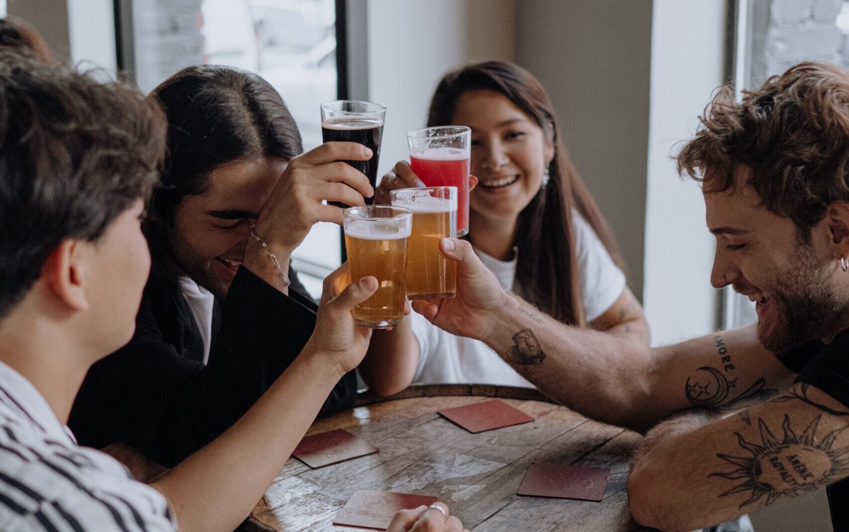 From teen to twenty-one: The range of legal drinking age around the ...